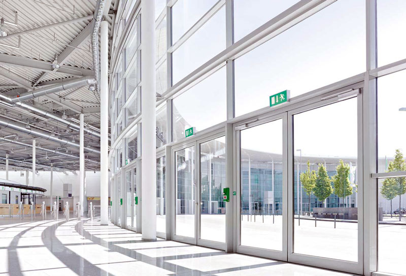 Koelnmesse - Info and Hallplan of the Venue & Nearby Hotels